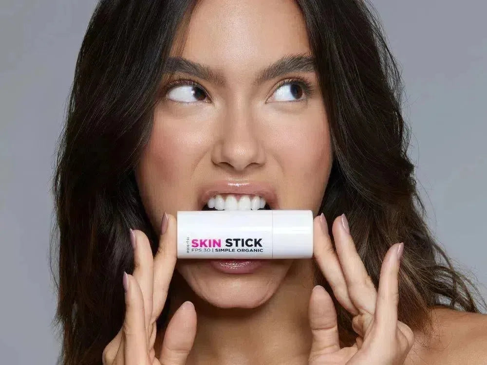 Skin Stick: conheça a fórmula da base natural Simple Organic